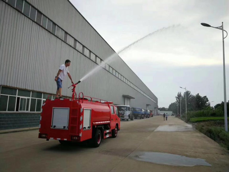 JMC double cabin 3000l fire water tanker truck