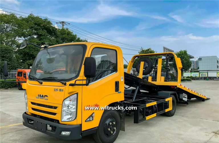 4x4 JMC Pickup Wrecker Truck