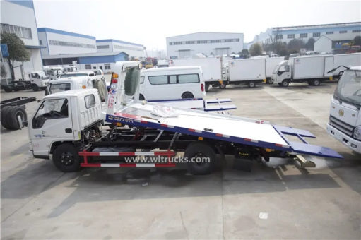 JMC 3t flatbed tow truck