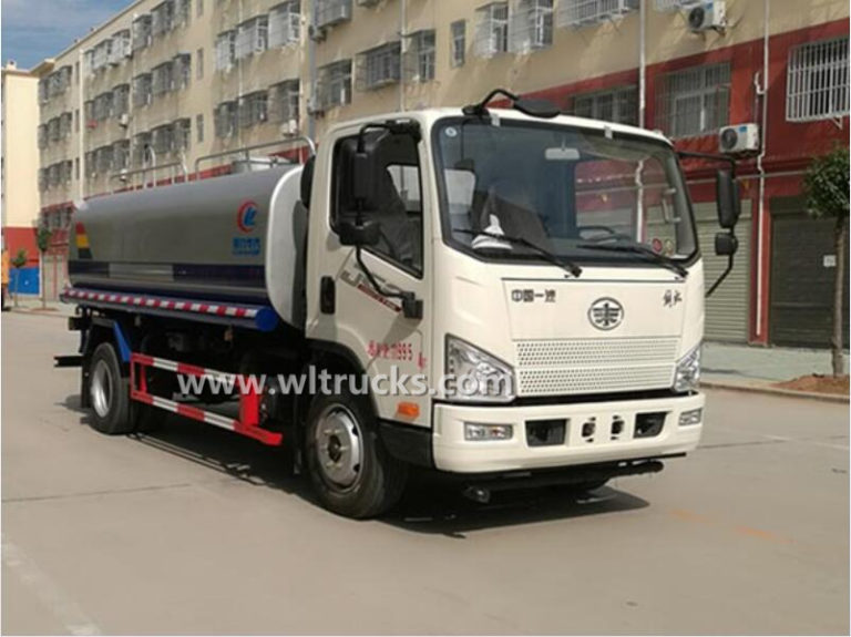 6 wheel FAW water tanker 10000l