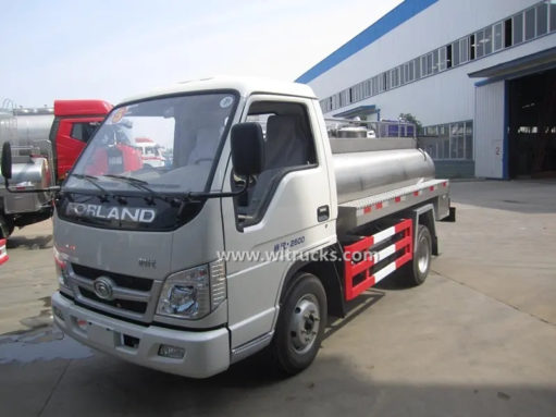 Foton 3000liters mini drinking water tanker