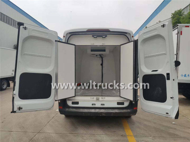 SAIC MAXUS diesel refrigerated vans