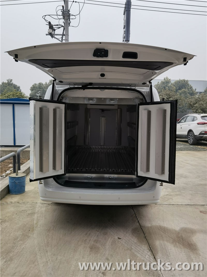 JAC Refine M3 vaccine cold chain truck
